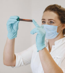 Wat wordt er getest bij algemeen bloedonderzoek - Easly